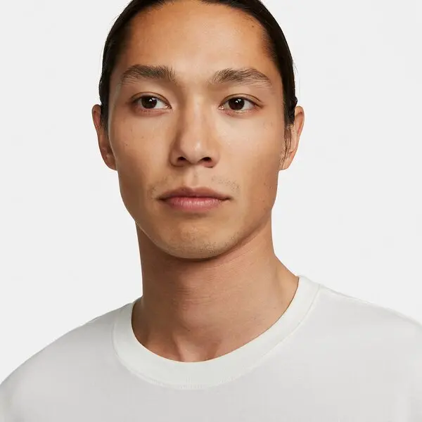 Nike Court Dri-fit Graphic T-shirt
