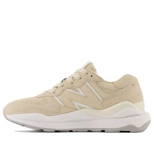 NEW BALANCE 57/40 Low Top Sneakers - Cream