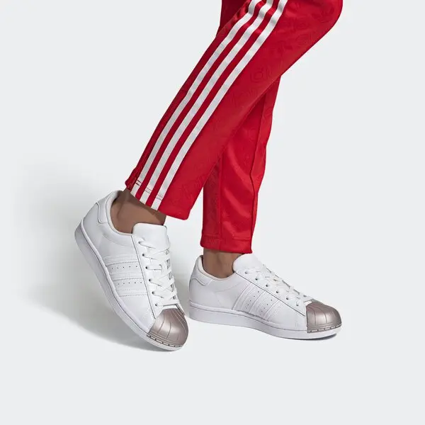 Adidas Superstar "metallic Copper Toe" Sneakers - White