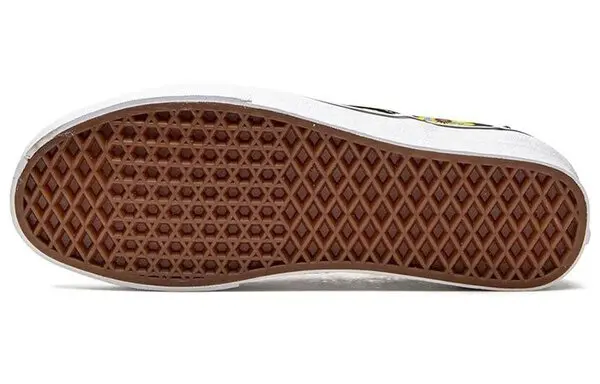 VANS Classic Slip-on Sneakers - Black/yellow