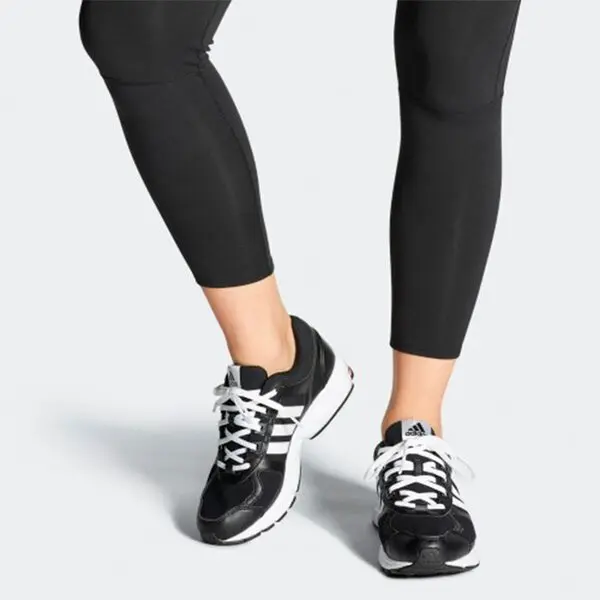 Adidas Equipment 10 Closed Low Top Sneakers - Black/white/pink