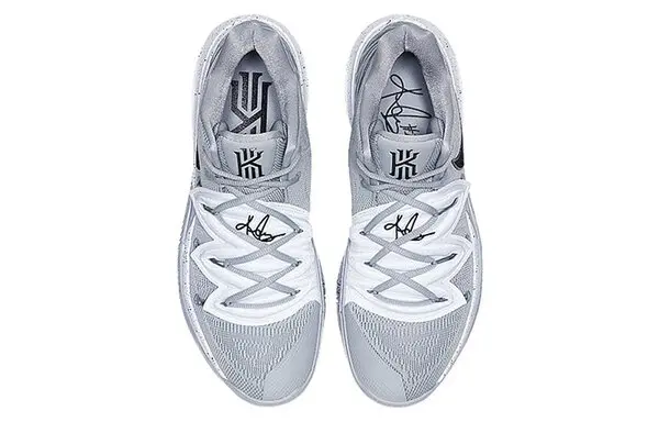 Nike Kyrie 5 Tb 'wolf Basketball Sneakers - Grey