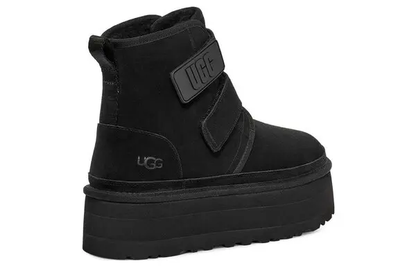 UGG Neumel Platform Chukka Boots - Black