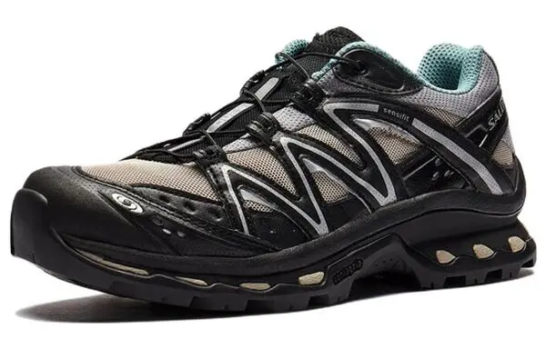 SALOMON Xt-quest Athletic Sneakers - Black