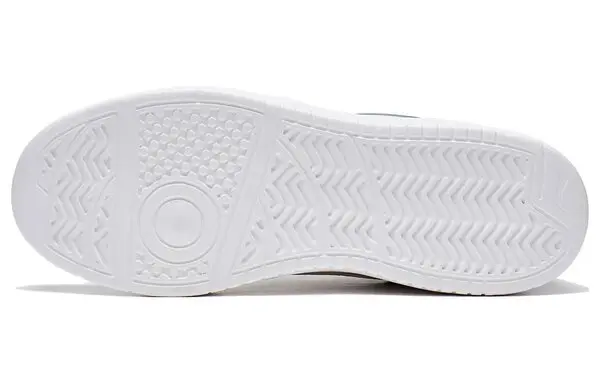 LI-NING Low Top Sneakers