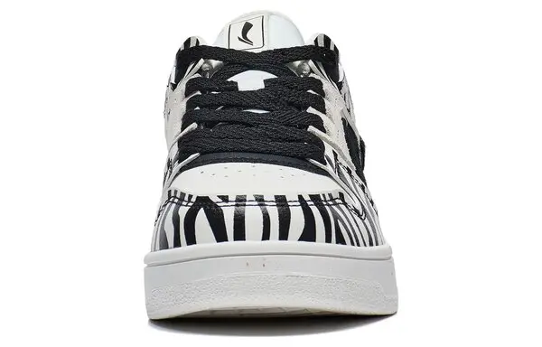 LI-NING Tianji Athletic Sneakers