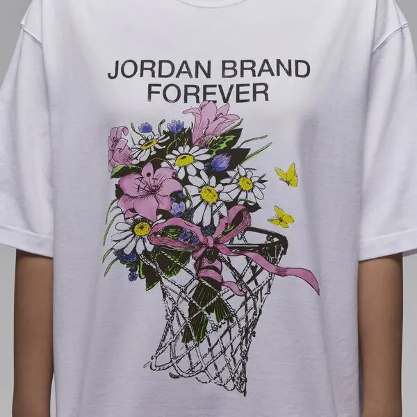 JORDAN Brand Oversized Graphic T-shirt - White