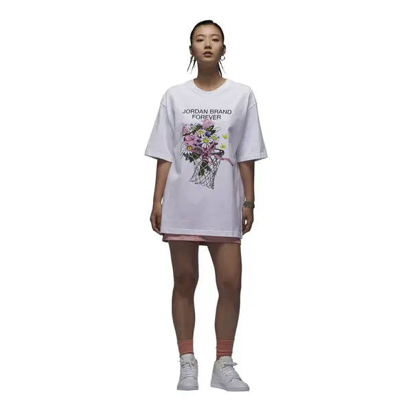 JORDAN Brand Oversized Graphic T-shirt - White