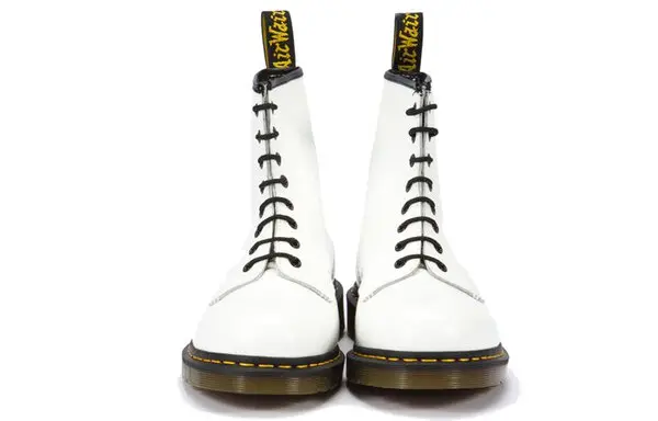 Dr. Martens 1460 Pascal 8-eye Boots
