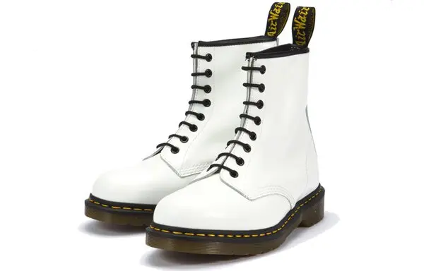 Dr. Martens 1460 Pascal 8-eye Boots