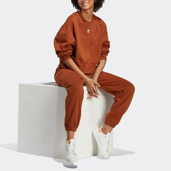Adidas Originals Logo Crewneck Sweatshirt - Dust Rust