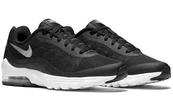 Nike Max Invigor Sneakers - Black/silver/white