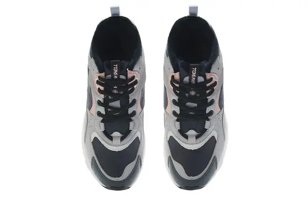 LI-NING Defender Athletic Sneakers