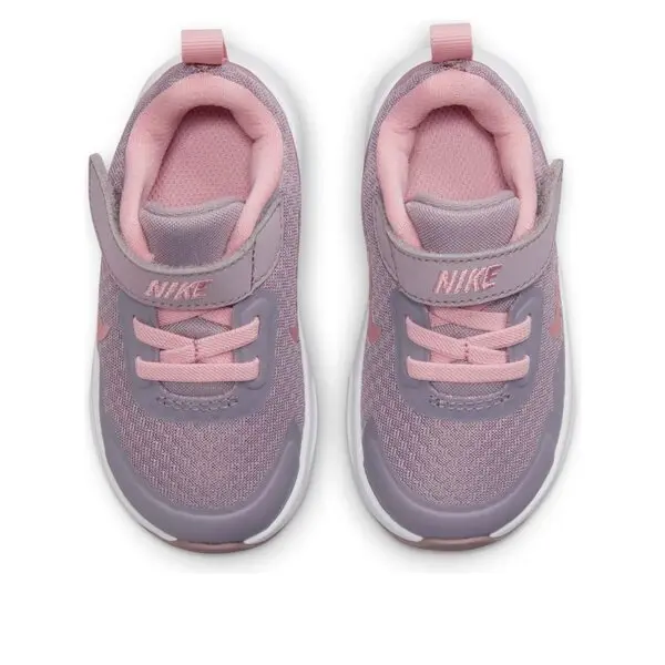 Nike Wearallday Low Top Sneakers