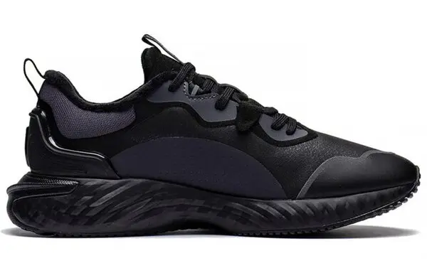 LI-NING Cloud Shield Sneakers