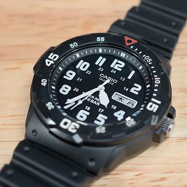 Casio Analog Classic Pointers Watch