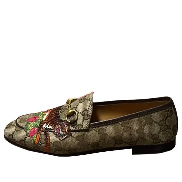 Gucci Embroidered Round Toe Loafer - Beige