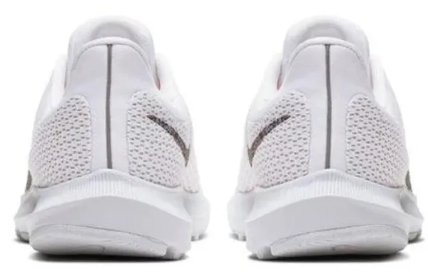 Nike Quest 2 Sneakers - White