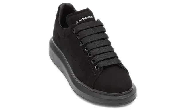 Alexander McQueen Oversized Sneaker - Black