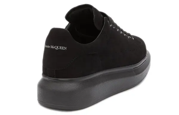 Alexander McQueen Oversized Sneaker - Black