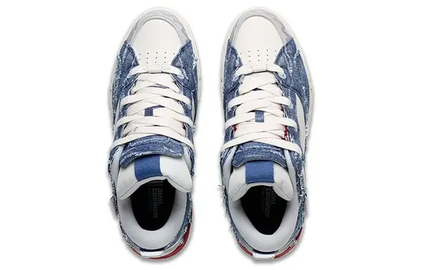LI-NING Superwave Golden Sneakers