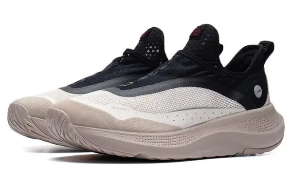 LI-NING Soft Go Sneakers