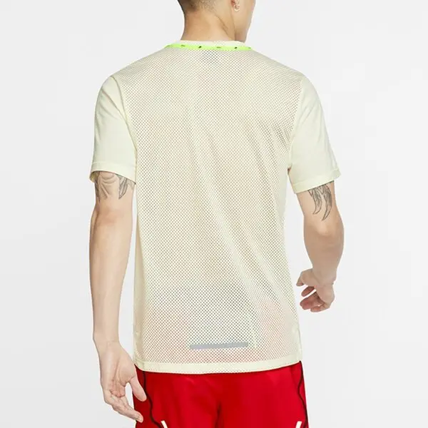 Nike As Wild Run Short Sleeve Top