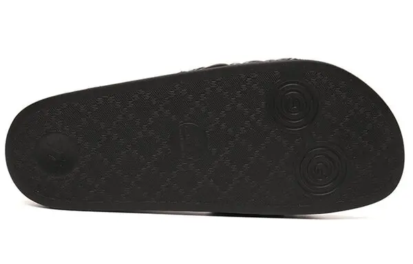 Gucci Matelassé Double G Slides
