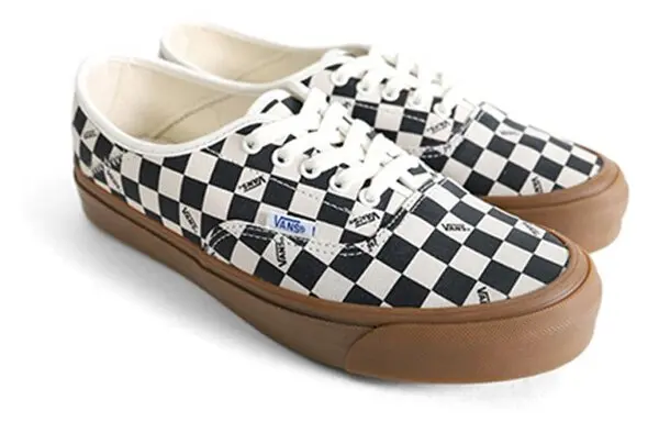 VANS Og Style 43 Lx Checkerboard Gum Sneakers - Black