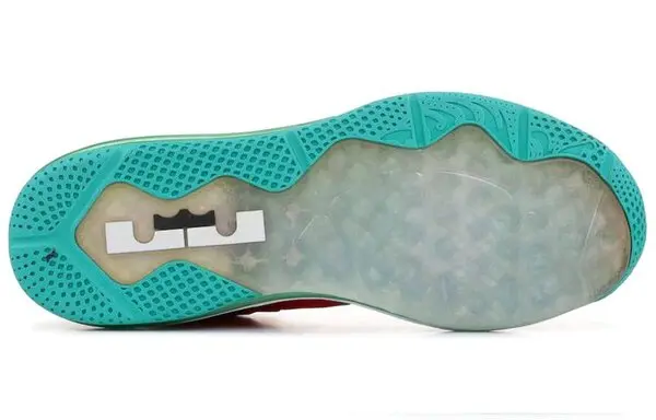 Nike Lebron 9 Low "liverpool" Sneakers