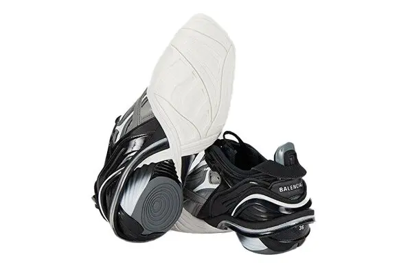 Balenciaga Tyrex Sneakers - Black/white