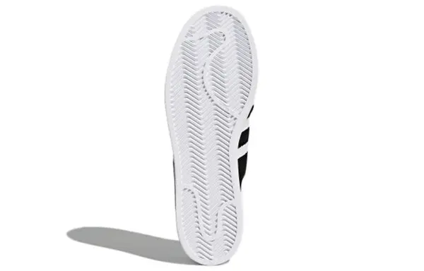 Adidas Originals Superstar Primeknit Sneakers - Black/white