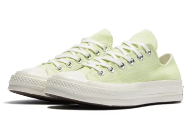 CONVERSE Chuck 70 Low Top Sneaker - White/green
