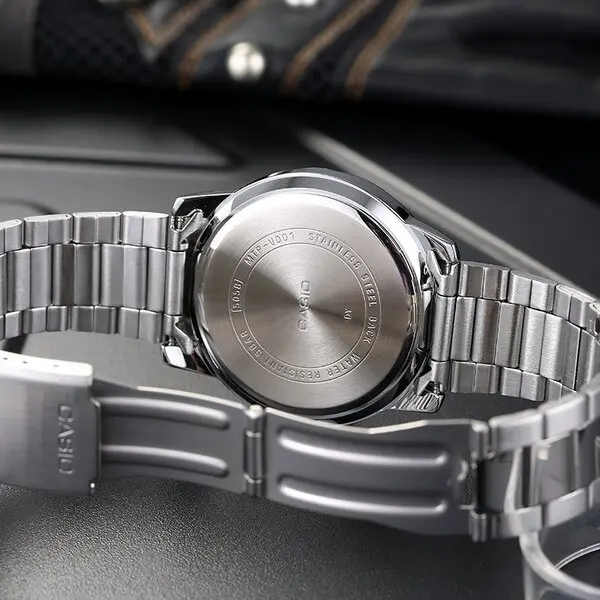 Casio Analog Watch With Stainless Steel Strap