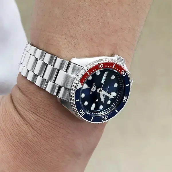 SEIKO 5 Sports Automatic Mechanical Watch