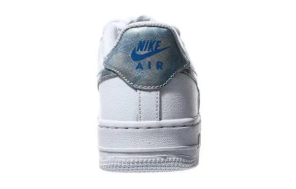Nike Force 1 Low Top Sneakers