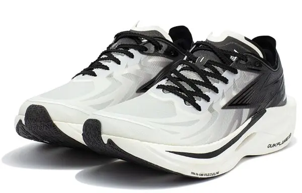 361 DEGREES X Qu!k Foam Flying Flame 2 Athletic Sneakers - White/black