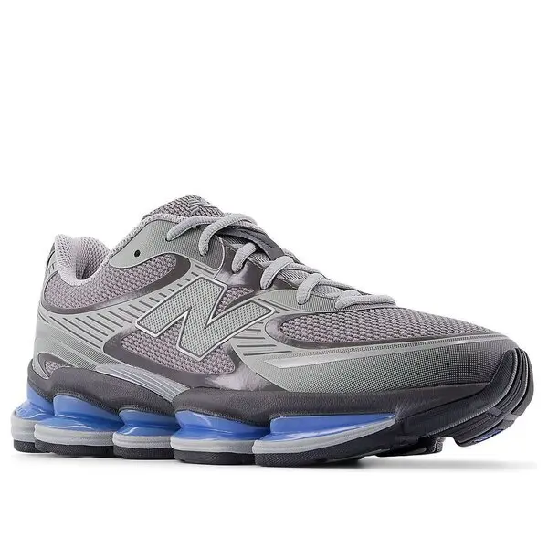 NEW BALANCE 2000 Sneakers - Grey/blue