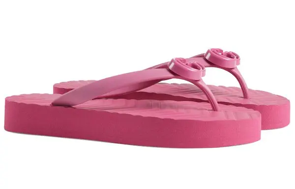 Gucci Chevron Thong Sandals - Pink