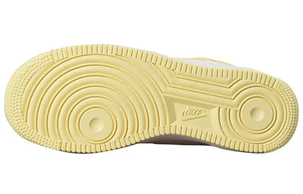 Nike Force 1 Low '07 Sneakers