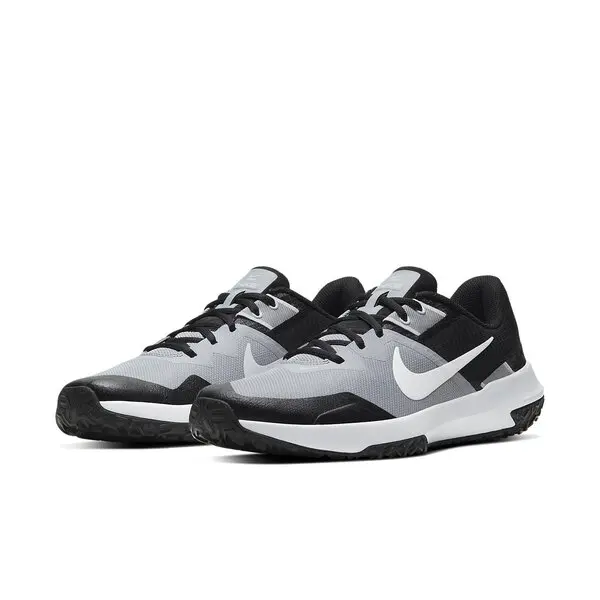 Nike Varsity Compete Tr 3 Athletic Sneakers - Grey