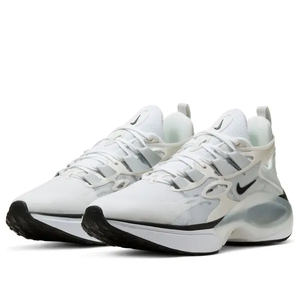 Nike Signal D/ms/x Sneakers - Cream