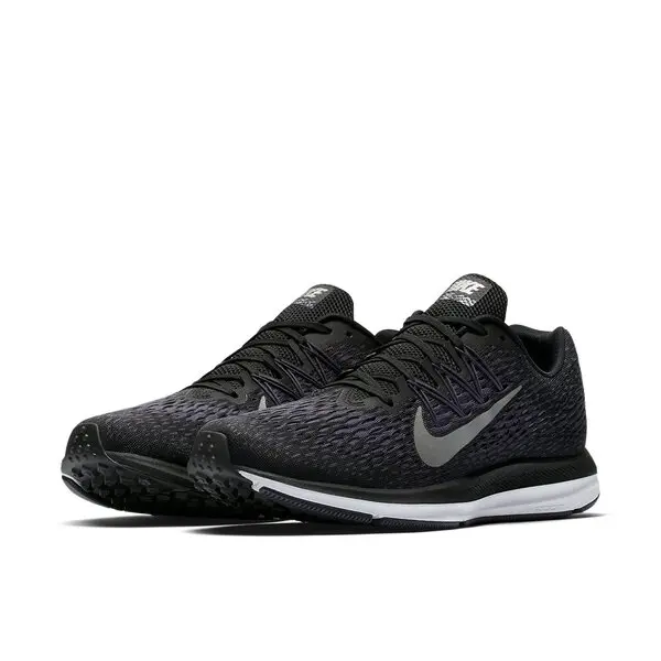 Nike Zoom Winflo 5 Athletic Sneakers