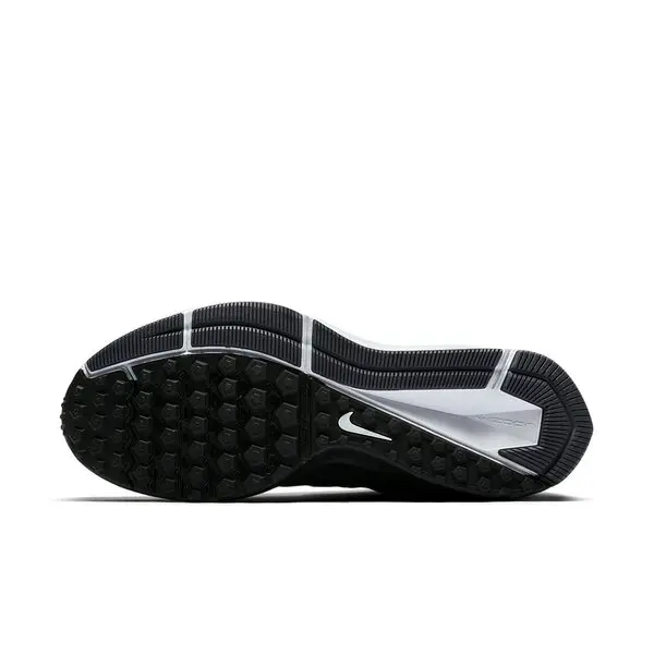 Nike Zoom Winflo 5 Athletic Sneakers