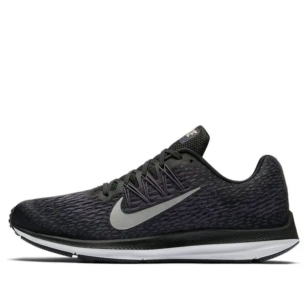 Nike Zoom Winflo 5 Athletic Sneakers