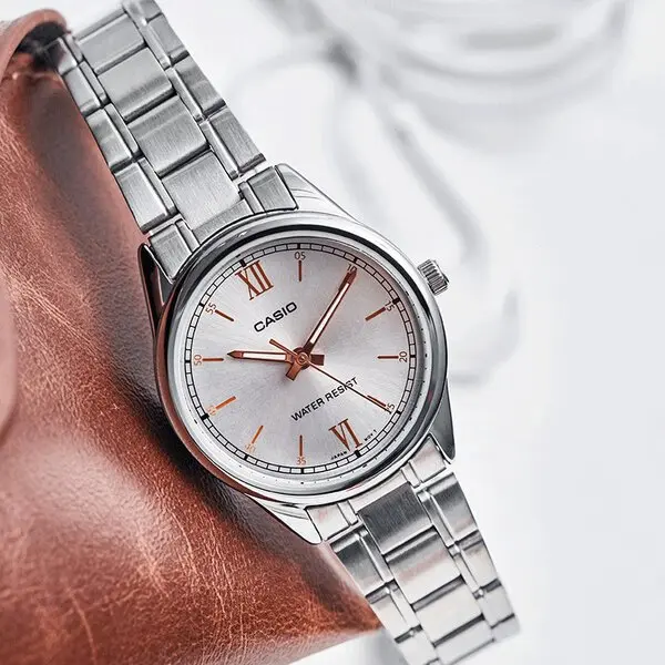 Casio Quartz Analog Watch With Stainless Steel Band - Silver
