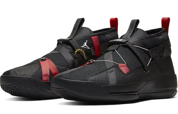 JORDAN 32.9 "bred" Sneakers