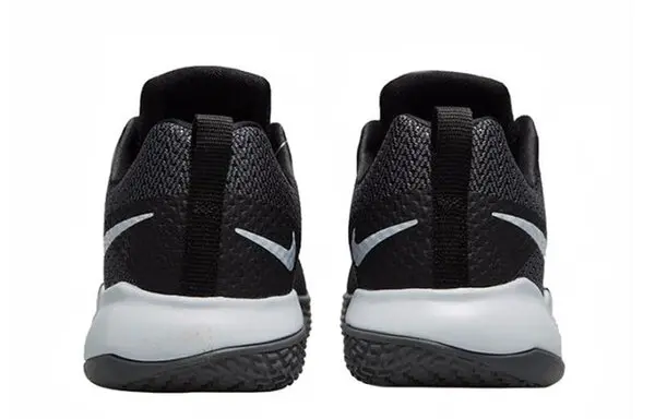 Nike Zoom Live Ii Ep Athletic Sneakers