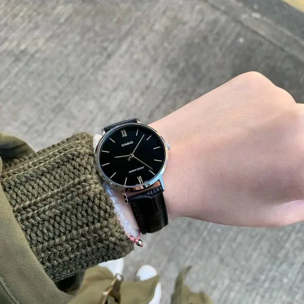 Casio Quartz Analog Watch With Leather Band