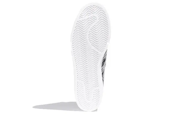 Adidas Originals Superstar Low Top Sneakers - Gray/silver